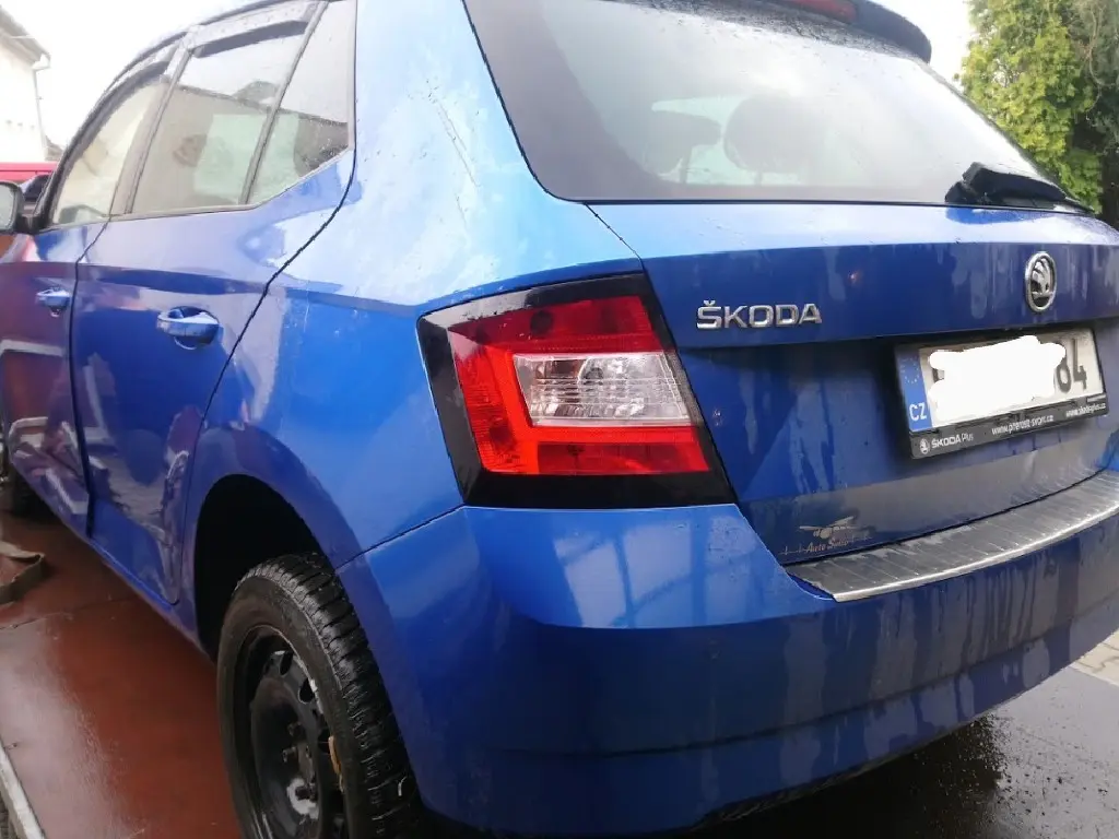 Zadní část karoserie Fabia 3 hatchback - Mladá Boleslav - Bazar - Sbazar.cz