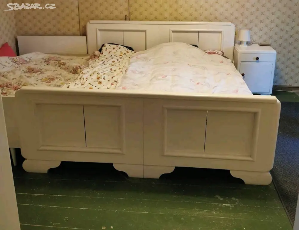 Staré pěkné bytelné postele - Krásná Lípa - Bazar - Sbazar.cz