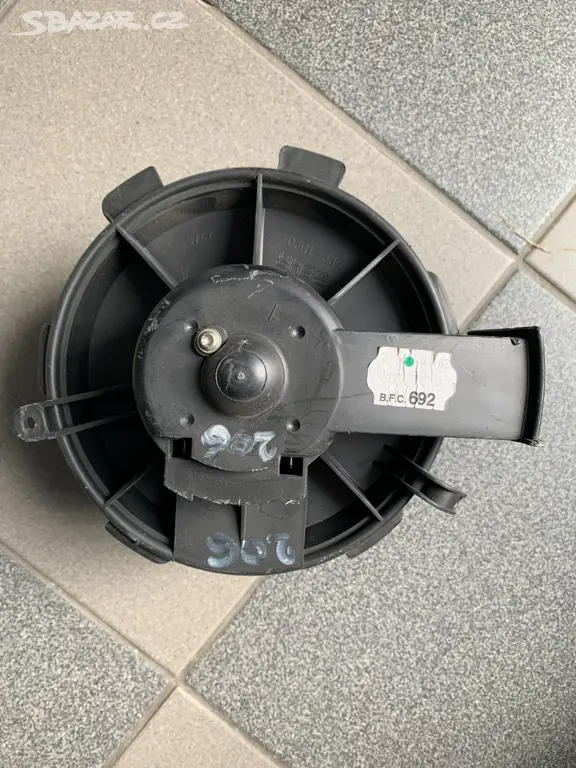 Vnitřní ventilátor Peugeot 206. originál - Rousínov, Čechyně - Bazar ...