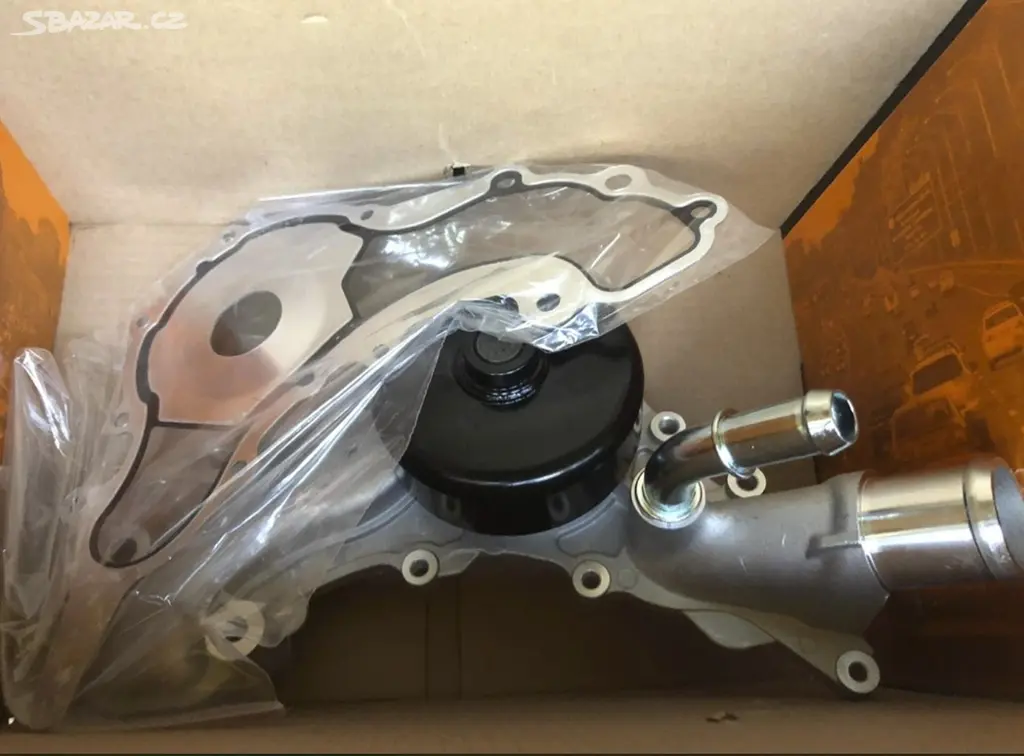 Vodní pumpa Jeep Grand Cherokee WK2 Dodge Durango - Hradec Králové ...