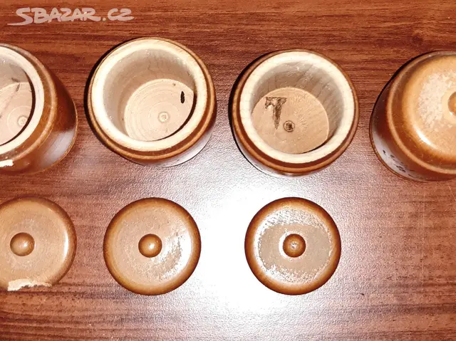 Retro kuchyně prkénka, odměrky, hrnečky 1b1b1b - Hradec Králové - Bazar ...