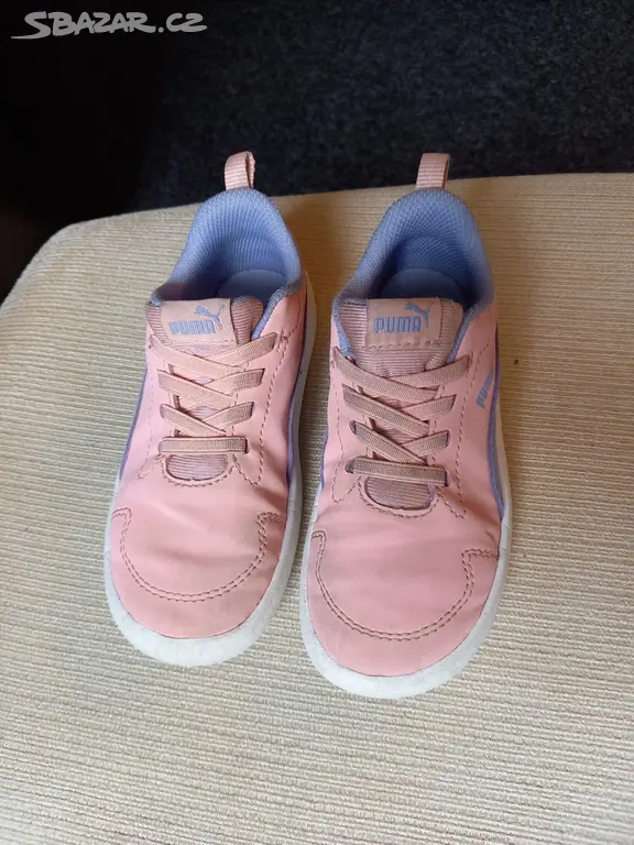 Dívčí botasky Puma - Dlouhý Most - Bazar - Sbazar.cz