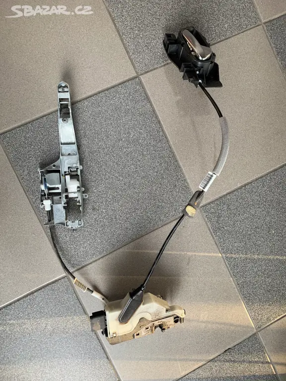 Zámek PP dveří Peugeot 208, originál - Rousínov, Čechyně - Bazar ...