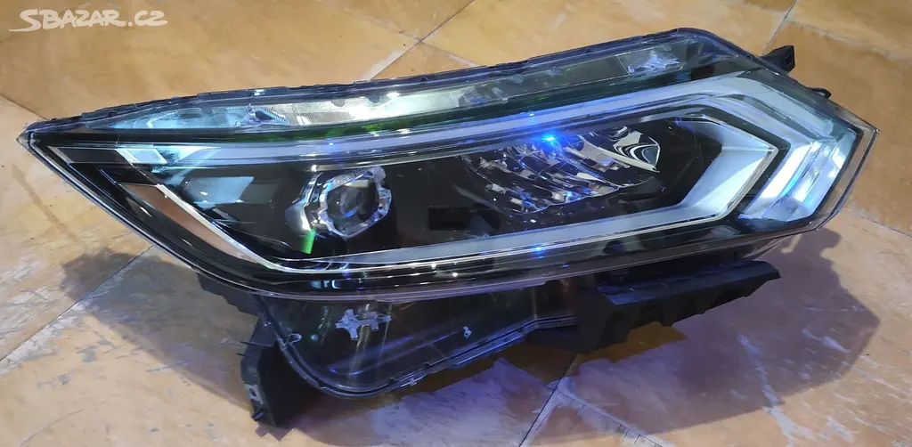 NISSAN QASHQAI SVĚTLOMET PRAVÝ 10019011 26060HV05B - Vsetín - Bazar ...
