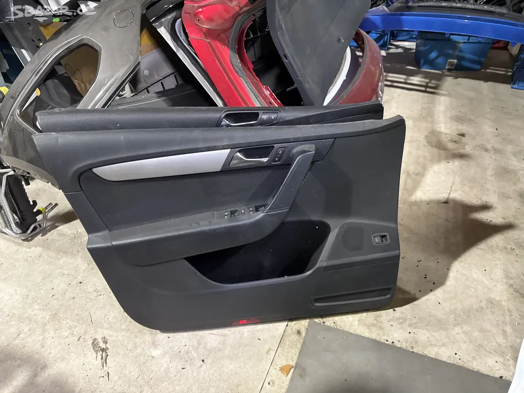 Passat B7.3A. Tapec dveří řidiče LP dveře - Praha, Stodůlky - Bazar ...