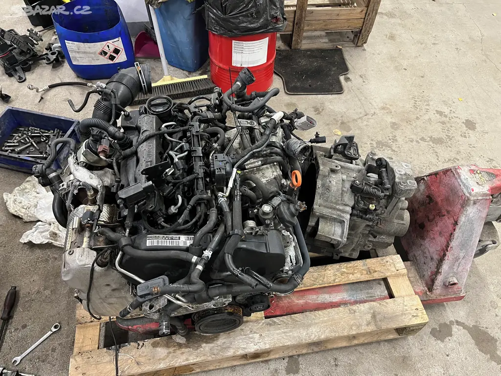 Motor 2.0tdi 110kw kod:CKFC škoda Octavia 3 - Hrádek nad Nisou - Bazar ...