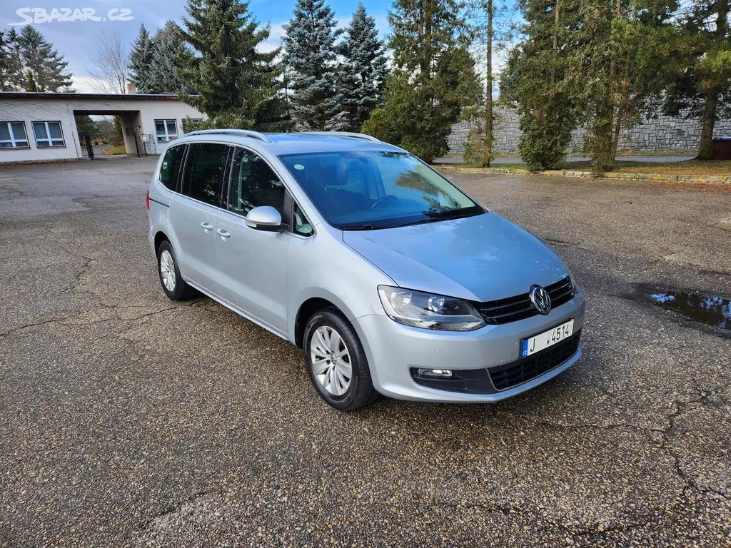 VW Sharan r. 2014, 148000km, 103kW, 7míst,el.dveře - Velká Bíteš ...