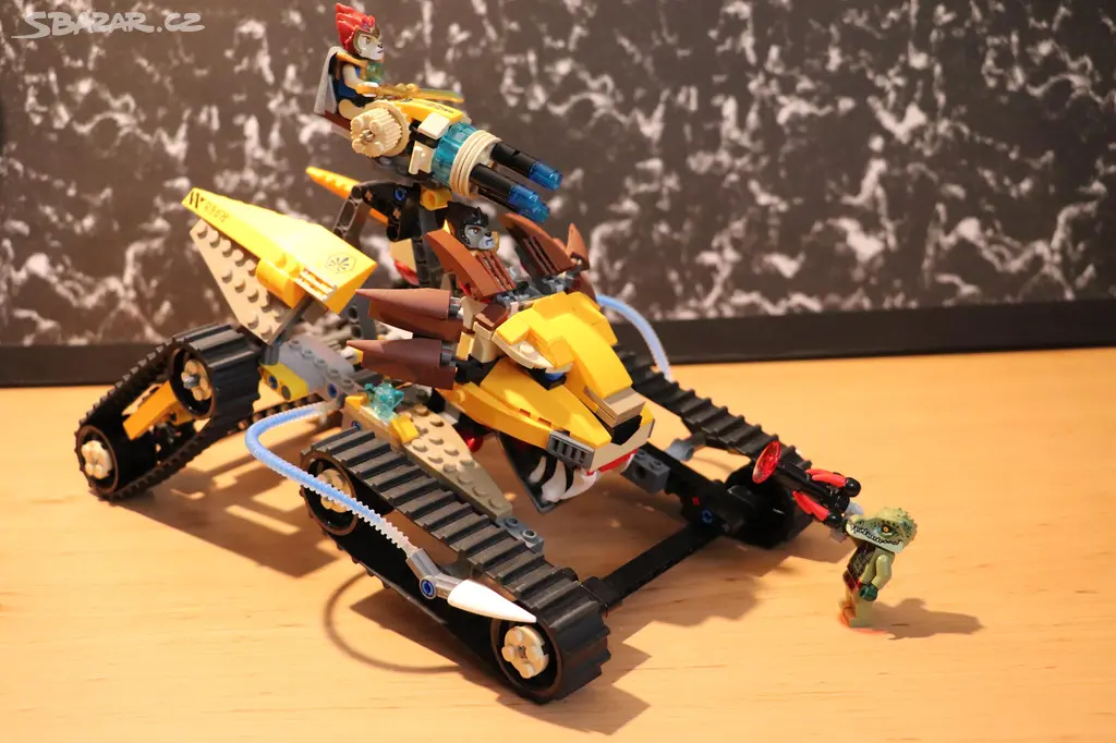 Lego Chima (2013) 70005: Laval's Royal Fighter - Praha, Vršovice ...