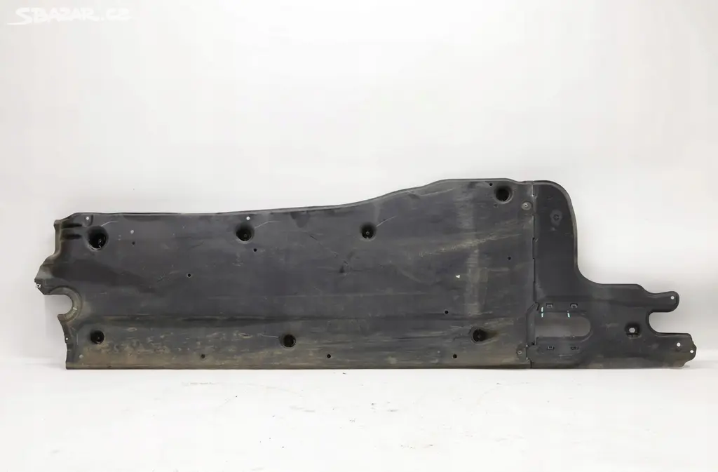 VW Tiguan pravý spodní kryt podvozku 5QF825202C - Litoměřice - Bazar ...