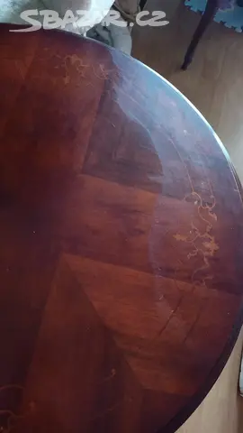 Stolek+2 židle cena za vše 2 tisice. - Praha - Bazar - Sbazar.cz