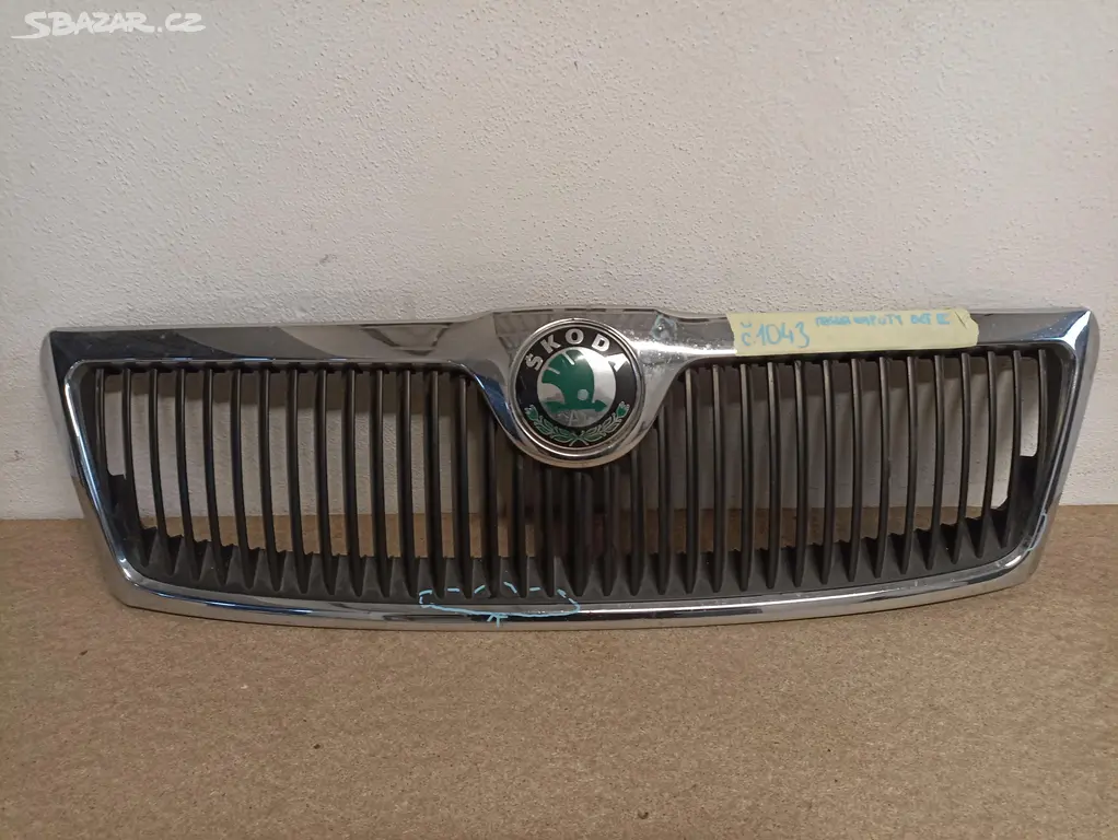 Maska kapoty kompletní Škoda Octavia II - Těšetice - Bazar - Sbazar.cz