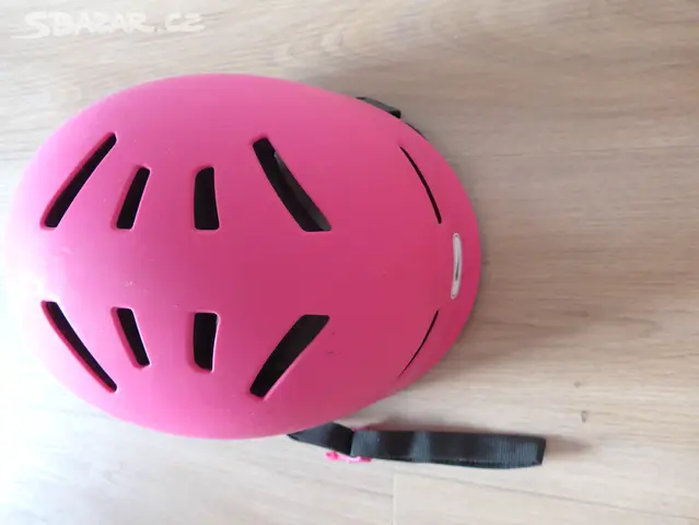 Freestyle přilba - kolo, brusle, skateboard - Praha - Bazar - Sbazar.cz