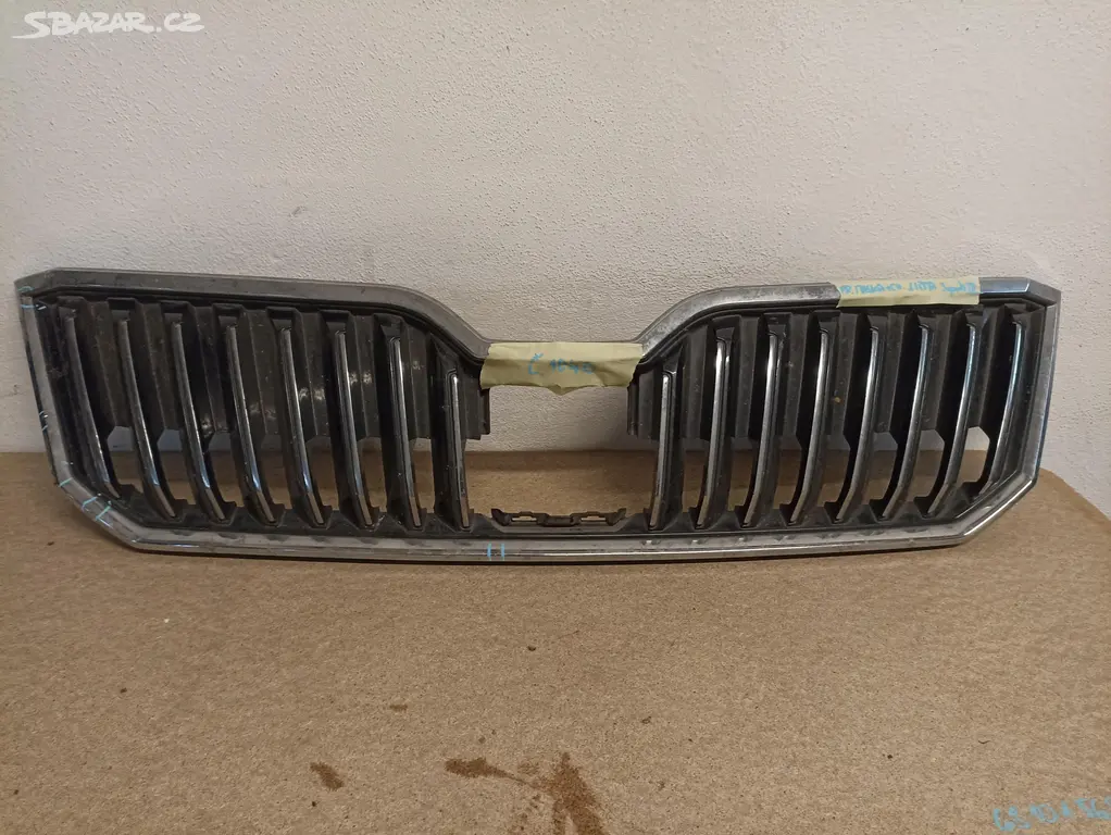 Přední maska s chromovým rámečkem Škoda Superb III - Těšetice - Bazar ...