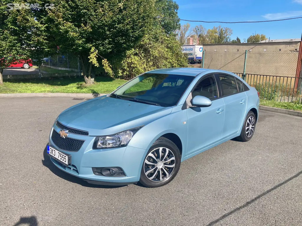 CHEVROLET CRUZE 1,6i EcoTec 91kW - 2.maj 78800km - Ostrava, Moravská ...
