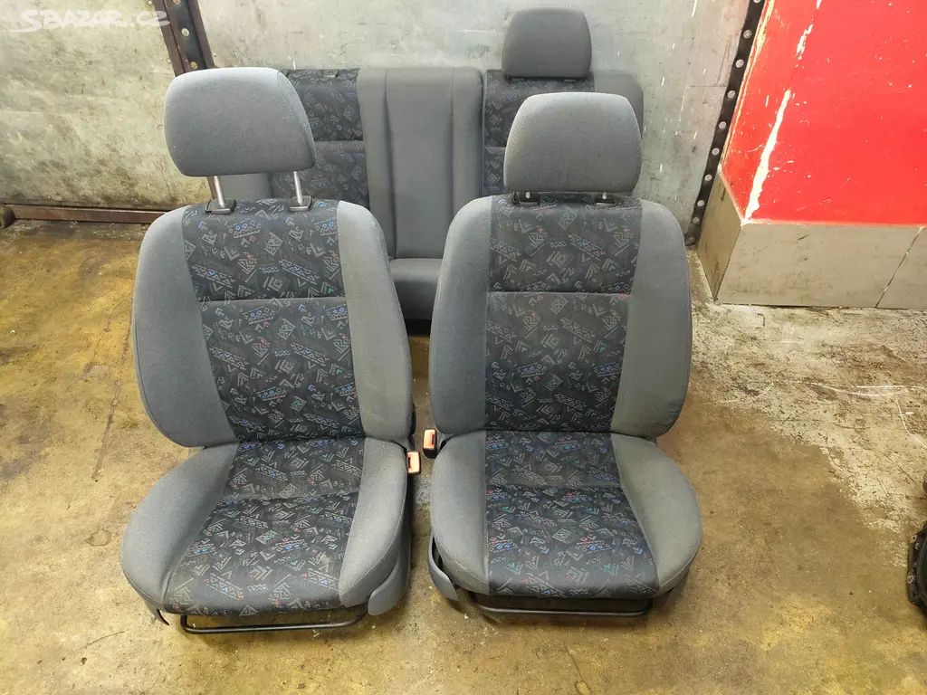 Sedačky Felicia - Domažlice, Hořejší Předměstí - Bazar - Sbazar.cz