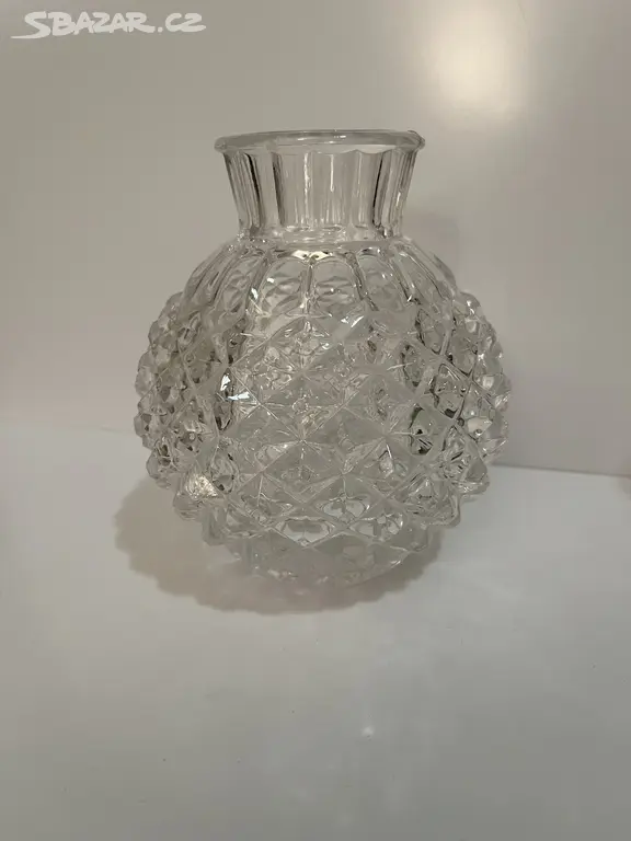 Váza Ananas lisované sklo autor PAVEL PÁNEK - Praha, Vinohrady - Bazar ...