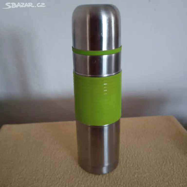 Termoska nerez - výška 24 cm - Horní Jelení - Bazar - Sbazar.cz