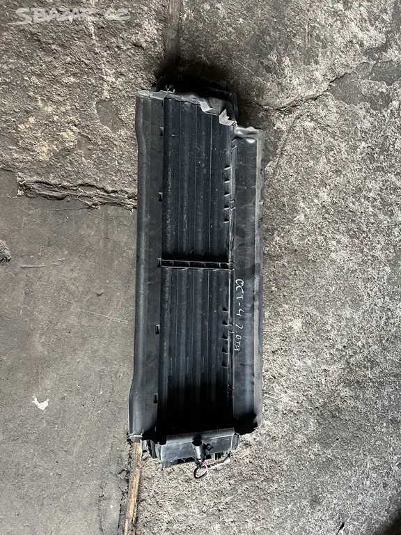 Žaluzie před chladiče Octavia IV - Ostřetín - Bazar - Sbazar.cz