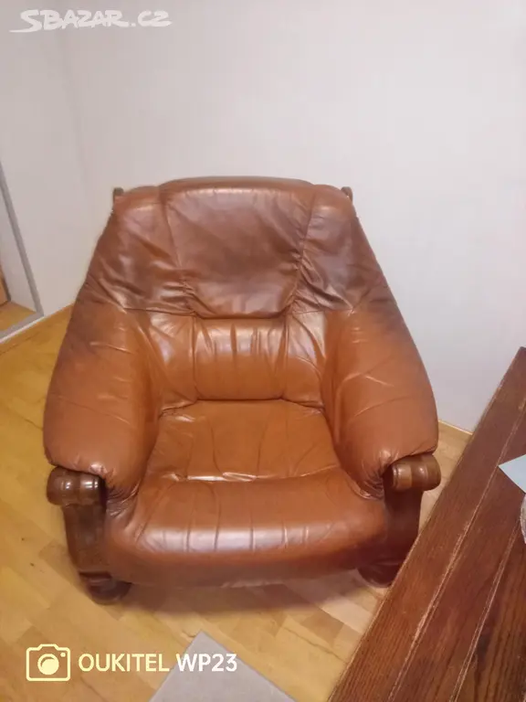 kožená křesla a stůl - Frýdlant nad Ostravicí, Frýdlant - Bazar - Sbazar.cz