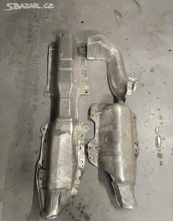 Výfuková tepelná clona Škoda fabia 3, 36tkm. - Hutisko-Solanec - Bazar ...