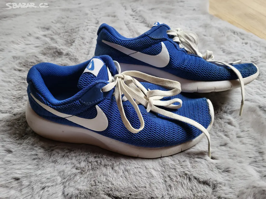 modré tenisky Nike vel.35,5 - Louny - Bazar - Sbazar.cz