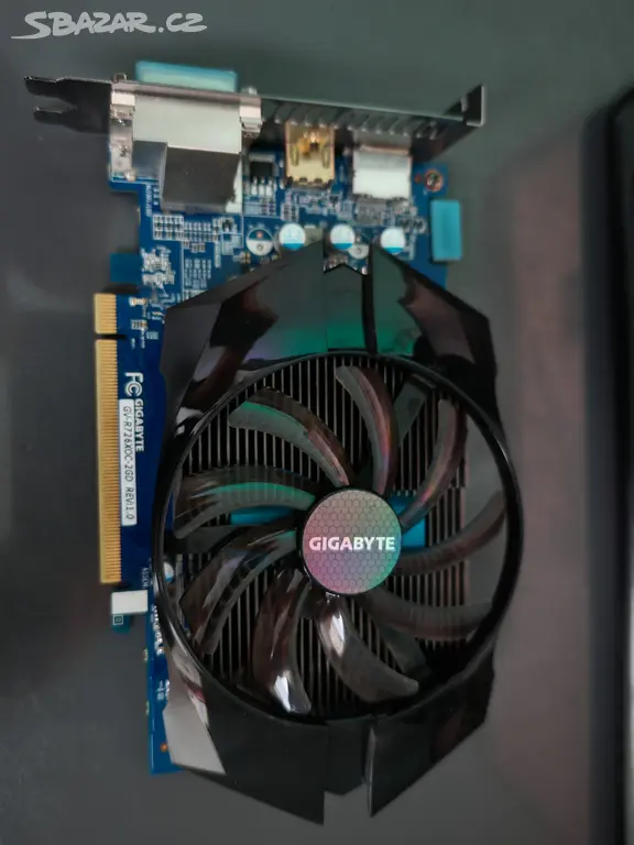 Gigabyte grafická karta GV-R726XOC-2GD - Kamenný Újezd - Bazar - Sbazar.cz