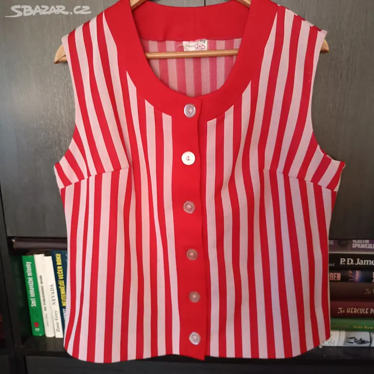 Dámské a pánské oblečení na retro párty různé - Horní Jelení - Bazar ...