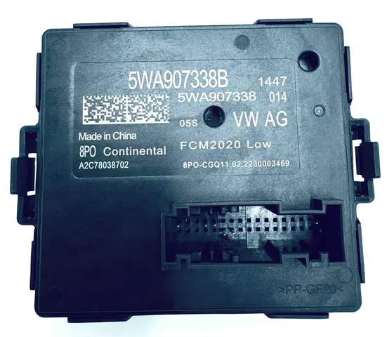 OEM 5WA907338B jednotka světel VW Škoda Octavia iv - Lužec nad Vltavou ...