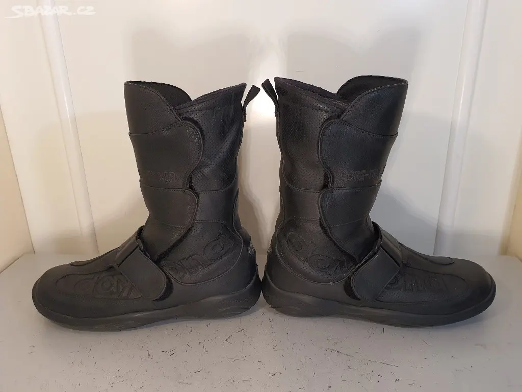 40 Daytona Bandit Gore-Tex XCR boty na motorku - Praha - Bazar - Sbazar.cz