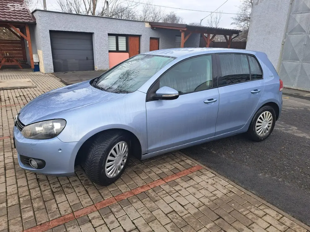 Prodám velmi pěkný VW Golf VI Team, 1,4 16V - Domažlice - Bazar - Sbazar.cz