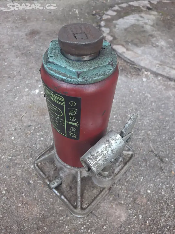 Hydraulický zvedák, hever, panenka 5T - Praha - Bazar - Sbazar.cz