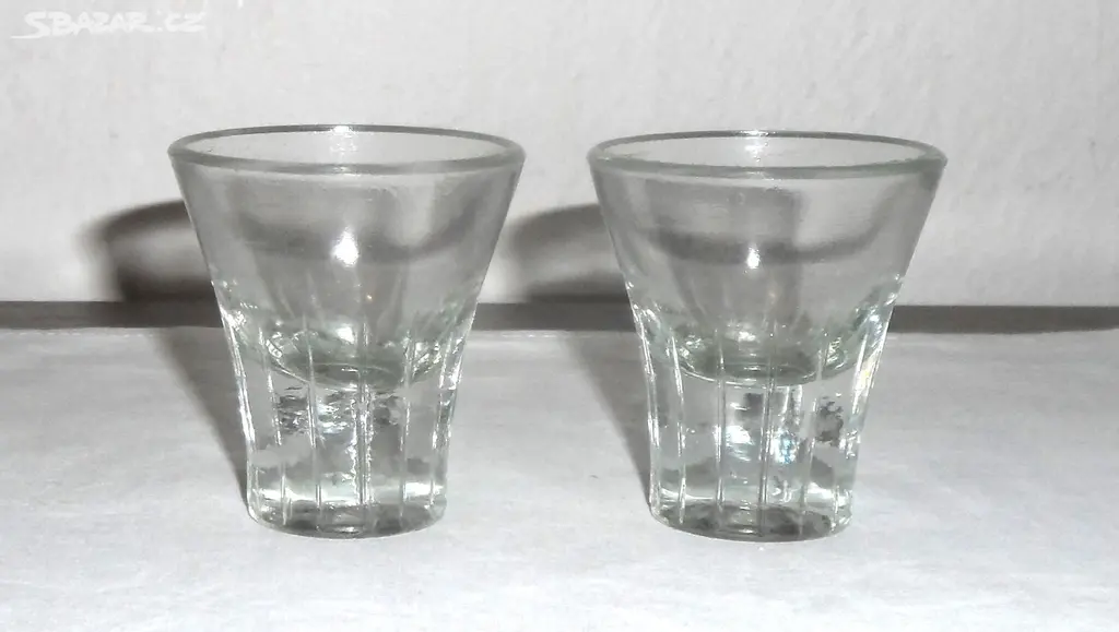 2x starožitná SKLENIČKA malá, panák - Praha, Vinohrady - Bazar - Sbazar.cz