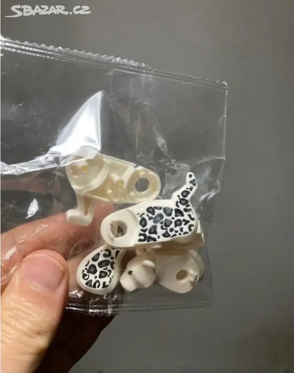 Figurka lego PUMA bíla s černými pruhy - Praha, Bubeneč - Bazar - Sbazar.cz