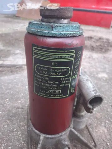 Hydraulický zvedák, hever, panenka 5T - Praha - Bazar - Sbazar.cz