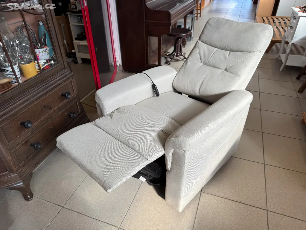 Nové polohovatelné křeslo Hovere - Kojetín, Kojetín I-Město - Bazar ...