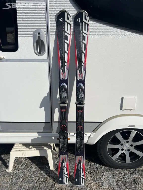 Lyže Fischer Progressor 1000 C-line - České Budějovice - Bazar - Sbazar.cz