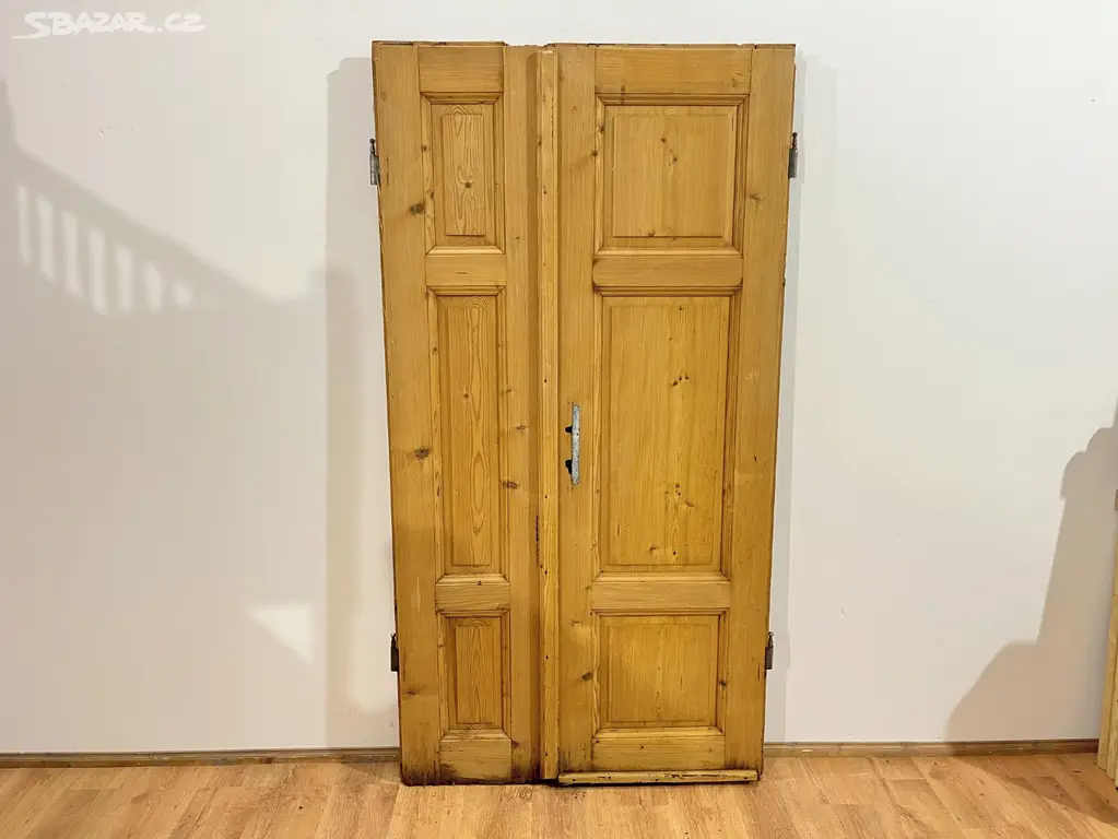 Staré dveře - Dvůr Králové nad Labem - Bazar - Sbazar.cz