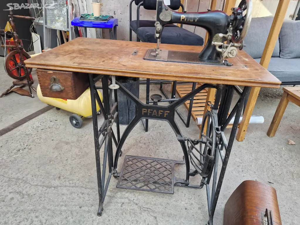 Šicí stoj stary 44x82 vyska 79 cm - Praha 9 - Bazar - Sbazar.cz
