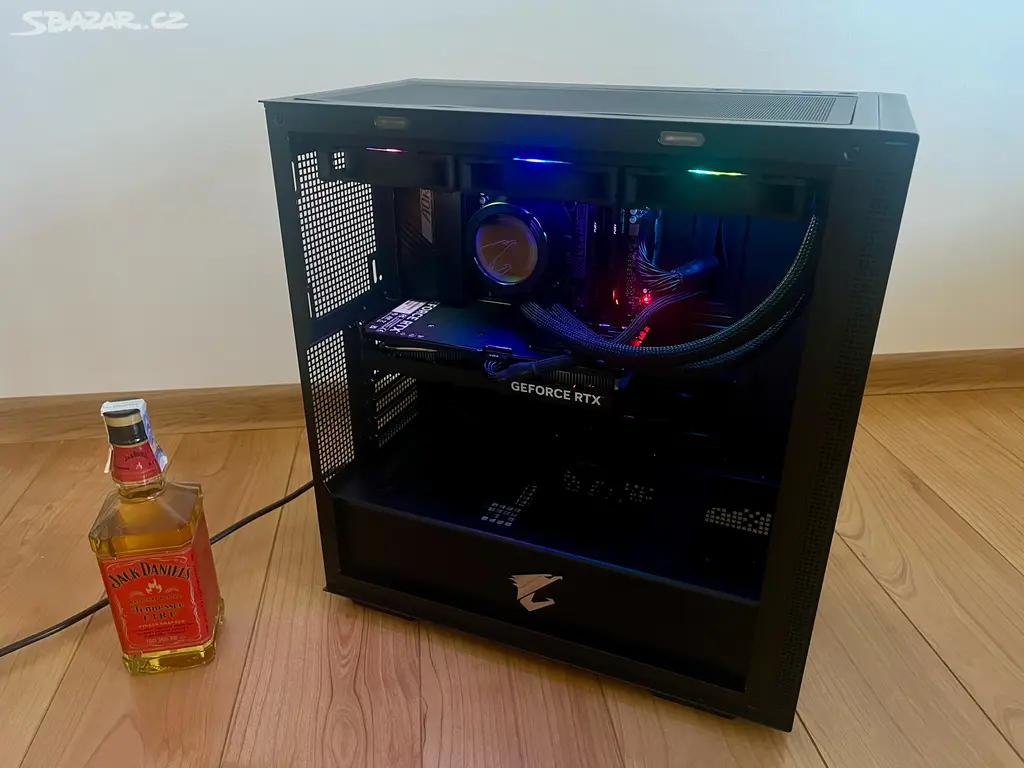 PC Ryzen 5 7600X/32GB RAM/4060 8GB/2x NVMe - Ostrava - Bazar - Sbazar.cz
