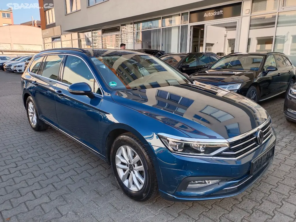 VW Passat B8 2.0TDI 110kW Man. Matrix Virtual Taž. - Praha - Bazar ...