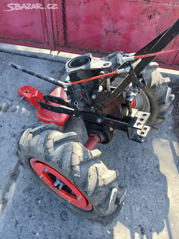 Prodám malotraktor vari - Žatec - Bazar - Sbazar.cz