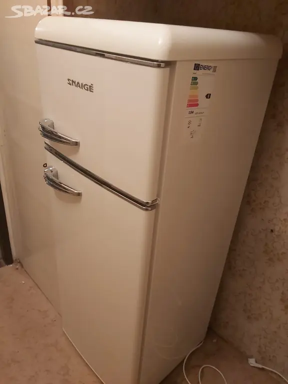 Lednice SNAIGE FR24SM-PRC30E, retro design - Praha - Bazar - Sbazar.cz