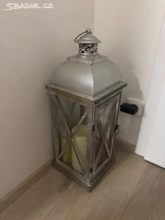 Lucerna velká dřevěná a kov - Praha-Štěrboholy - Bazar - Sbazar.cz