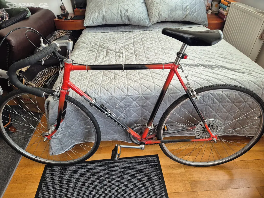 Kolo Favorit - Praha, Žižkov - Bazar - Sbazar.cz