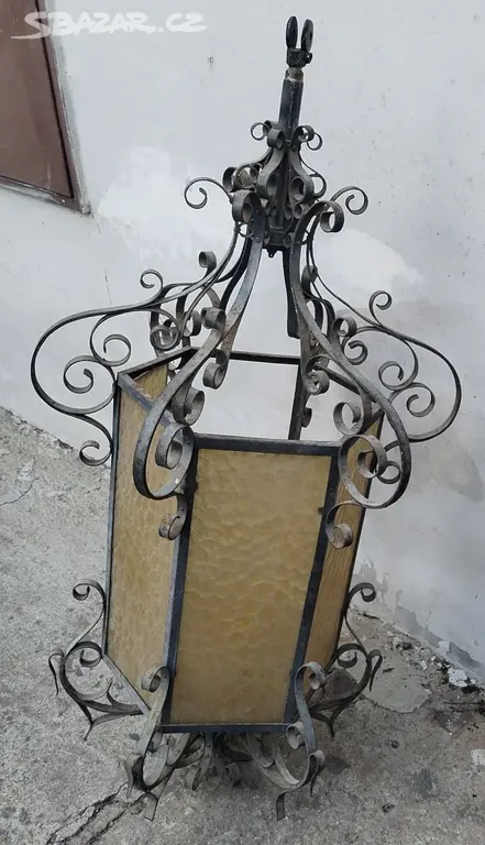 Starožitná velká kovaná lucerna - Praha, Libeň - Bazar - Sbazar.cz