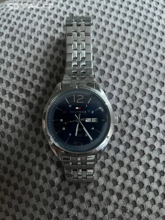 Pánské hodinky Tommy Hilfiger - Vsetín - Bazar - Sbazar.cz