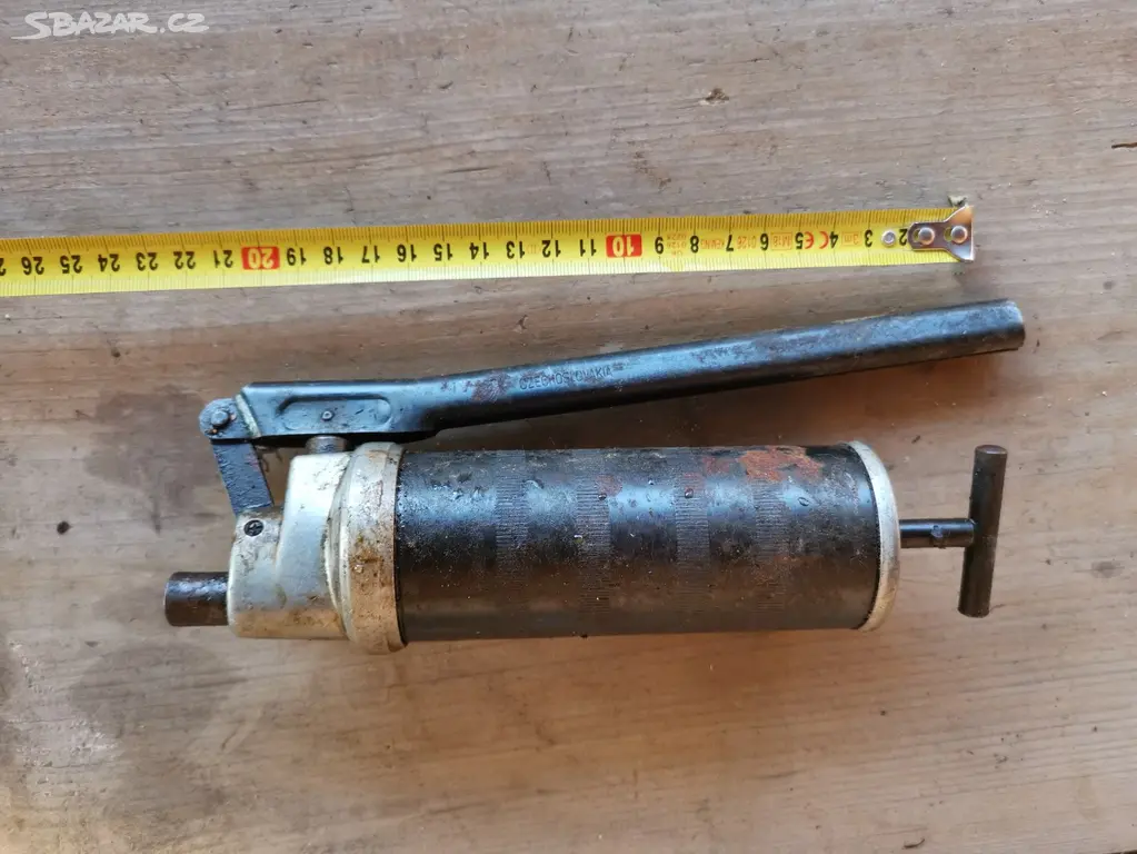 Stará maznice na mazání čepů - Babice - Bazar - Sbazar.cz