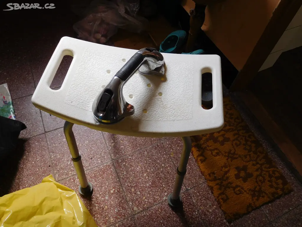 židlička do sprchy s madlem - Lomnice nad Popelkou - Bazar - Sbazar.cz