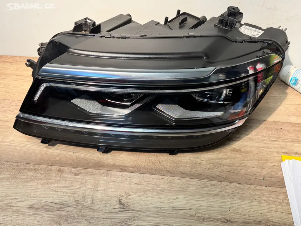 Vw Tiguan full led 5NB 941 081 E - Líšnice - Bazar - Sbazar.cz