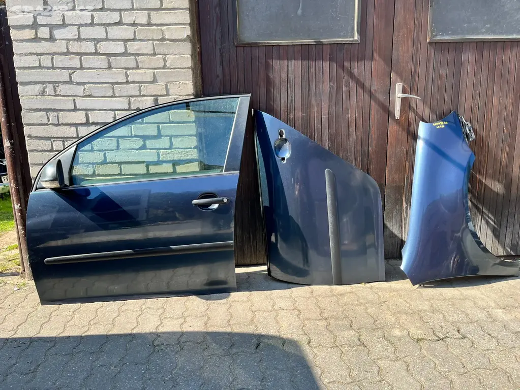 VW Golf 5 LC5F - Uherské Hradiště - Bazar - Sbazar.cz